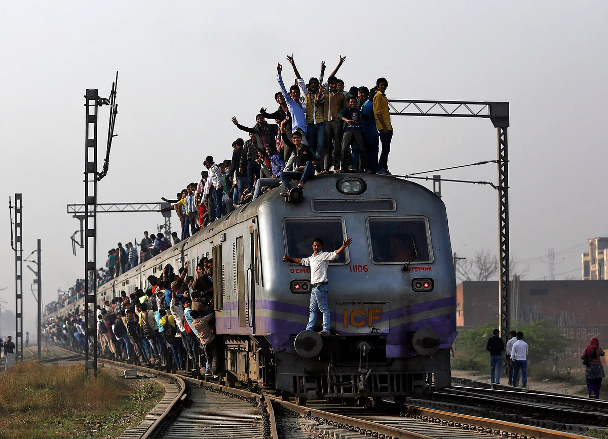 You Can Now Book Tatkal For Sleeper Class From 11 AM you-can-now-book-tatkal-for-sleeper-class-from-11-am